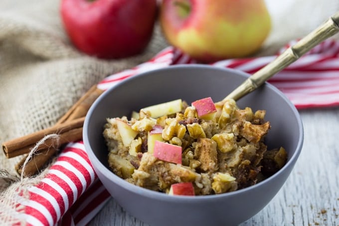 Crock Pot Oatmeal with Apple and Cinnamon - Vegan Heaven
