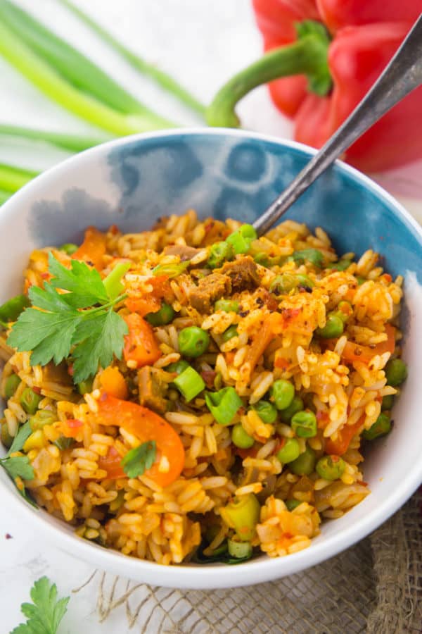 One Pot Vegetable Rice with Bell Pepper and Peas - Vegan Heaven